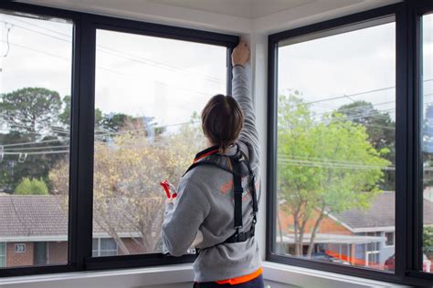 How To Caulk Trim Step By Step Caulking Process Correct Caulking