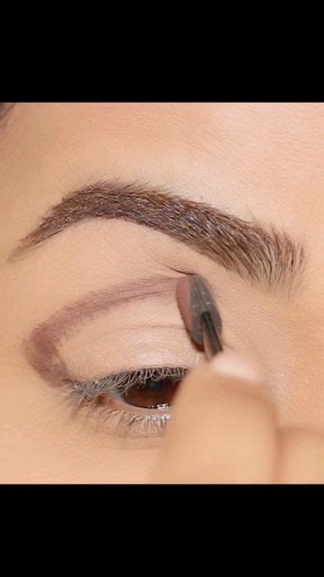 Neutral Smokey Eye Artofit