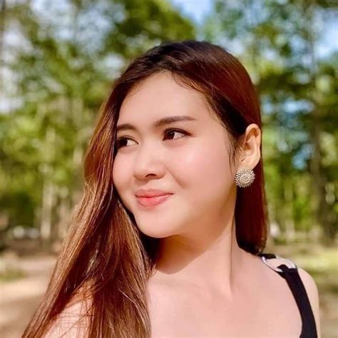 Monter បិសាច