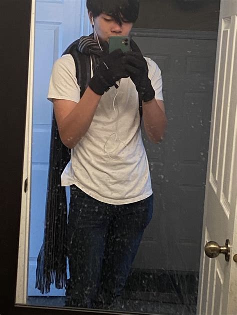 [16m] Hi Yall Am Alex The Cad Freak Since Ive Been Told I Dont Wear Warm Enough My Fav Motto