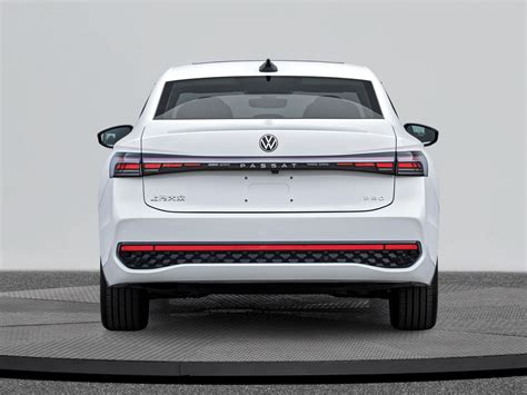 Совершенно новый Volkswagen Passat Pro выйдет в сентябре но машина уже