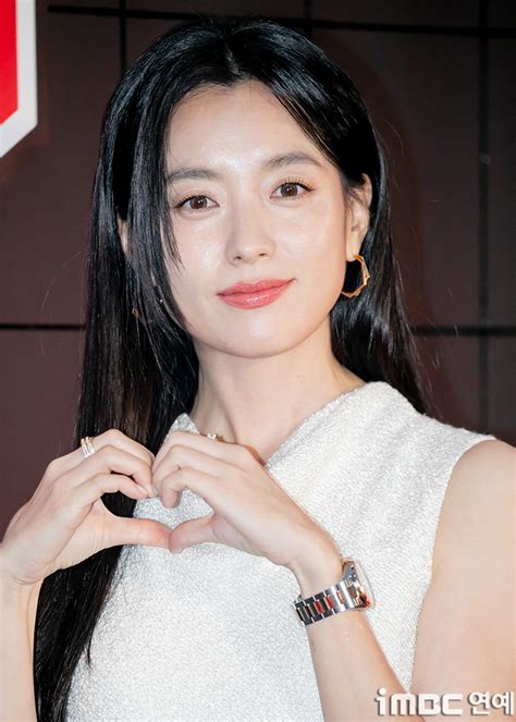 포토 한효주 러블리 하트