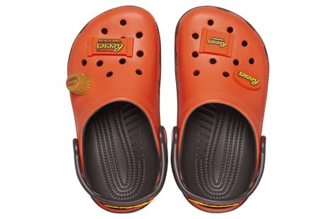 Crocs Reeses Classic Clog Gs Espresso Apr 2023 209323 206