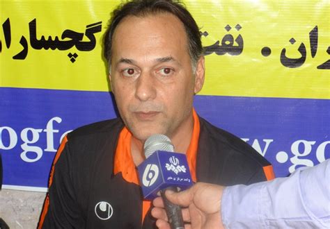 نامجو مطلق قهرمانی پرسپولیس قطعی نیست؛ 10 بازی باقی مانده و بقیه