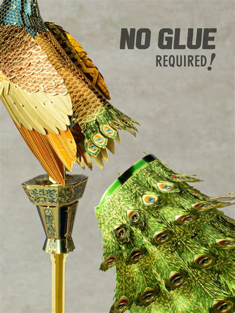 Peacock Metal Earth Premium Series Innovatoys