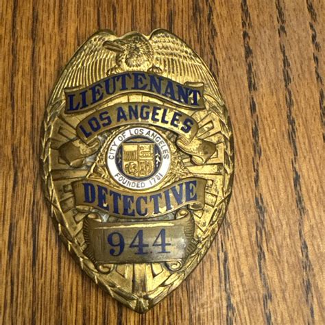 Collectors Badges Auctions Lapd Lieutenant Detective Badge 1920s