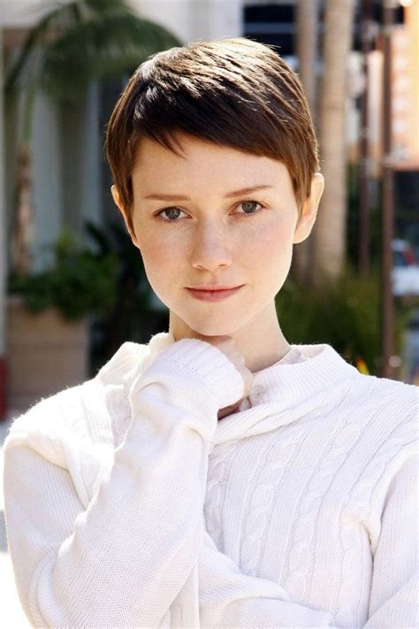 Picture Of Valorie Curry Short Hair Pixie Cuts Pixie Hairstyles