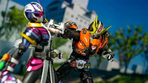 Sh Figuarts Kamen Rider Geiz Revive Vs Zi O Ii 03 By Infinitevirtue On