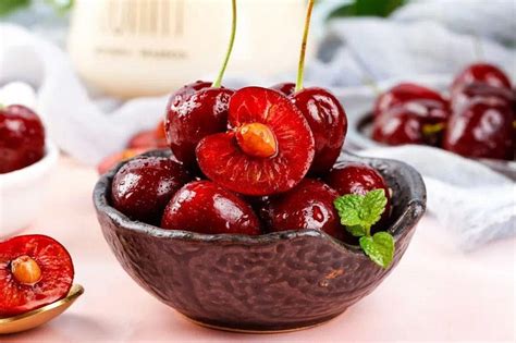 Rainier Cherry Fruit Seeds — American Seed Store