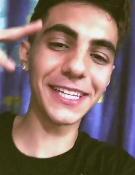 اینو میبینی آقای رنگو 🤘 Youtube