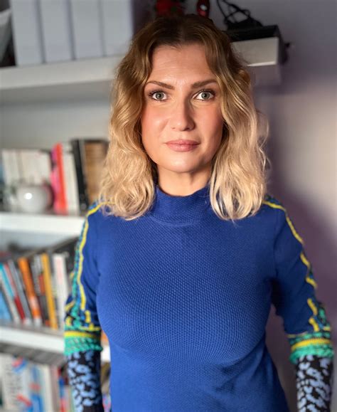Barbara Medium