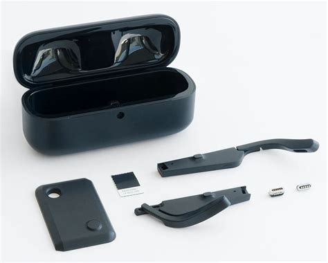 Zero Glasses And Zero Earbuds Concept Helps Monitor Epilepsy Patients