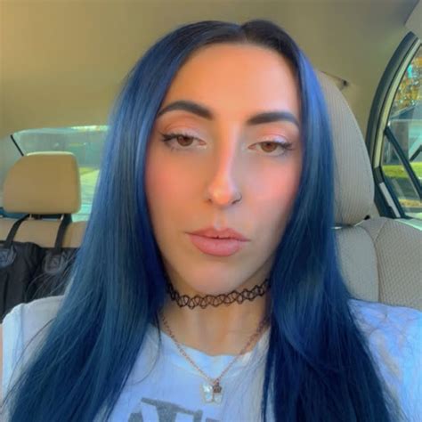 Bri Graci Brigraci • Threads Say More