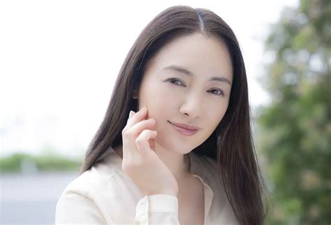 日本的40代国宝级美女top10 知乎