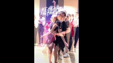 拉丁舞者的美源于对舞蹈的热爱与投入 Youtube