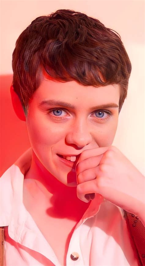 Sophia Lillis Dibujos De Chicas Kawaii Sophia Lilis Actrises