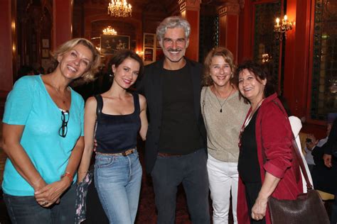 Photo Des Stars De La Télévision étaient Présentes Corinne Touzet