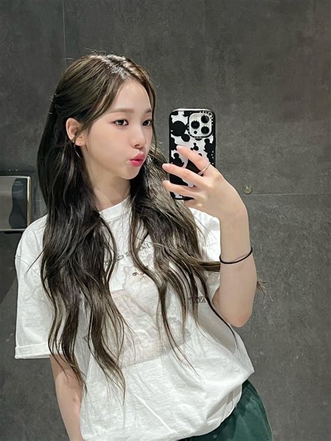 Blip 카리나 쌩얼vs화장한 얼굴