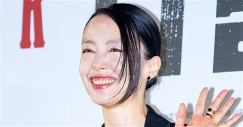 전도연여왕의 미소 사진