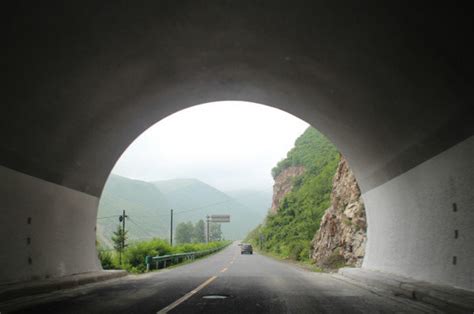 傍山隧道 越岭隧道 山隧道 第12页 大山谷图库