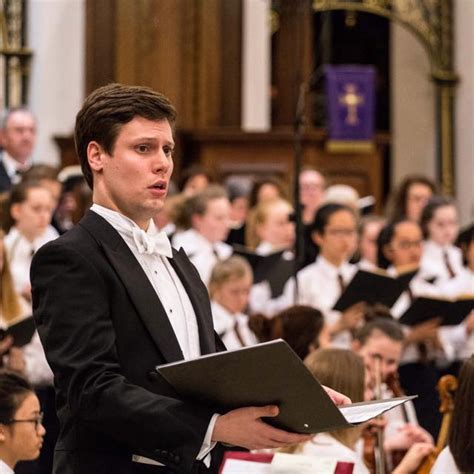 Christopher Webb Bass Baritone Short Biography