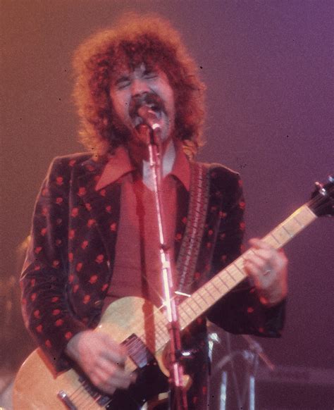Brad Delp Vikipedi