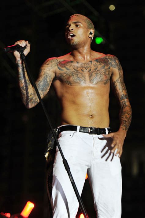 Chris Brown Body Chris Brown Performs Live On Nbcs Today Show At