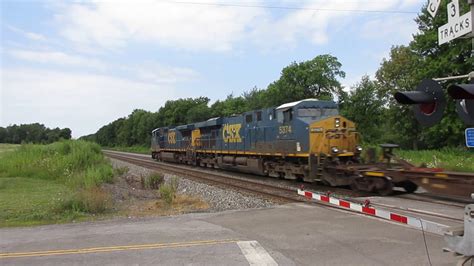 Csx Q009 12 With 9016 Dash9 Leading New Jersey To Illinois Crazy Loud Horn And A Wave Youtube