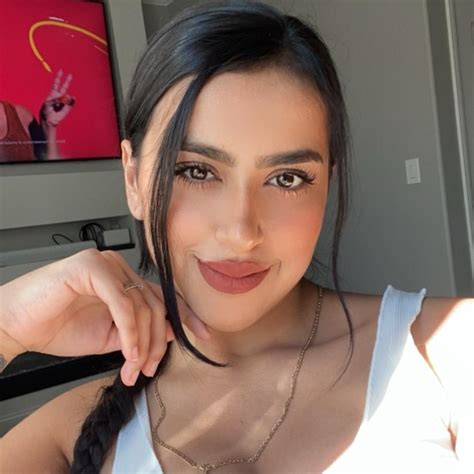 Roxy Gutierrezs Post Lemon8