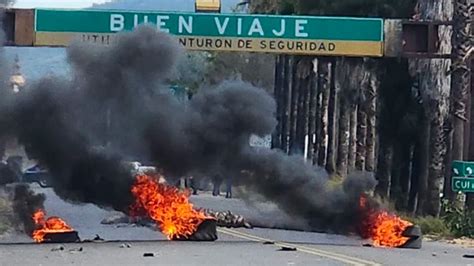 Reportan Bloqueo En Carretera De Ocotlán Jalisco Hay Quema De Llantas Infobae