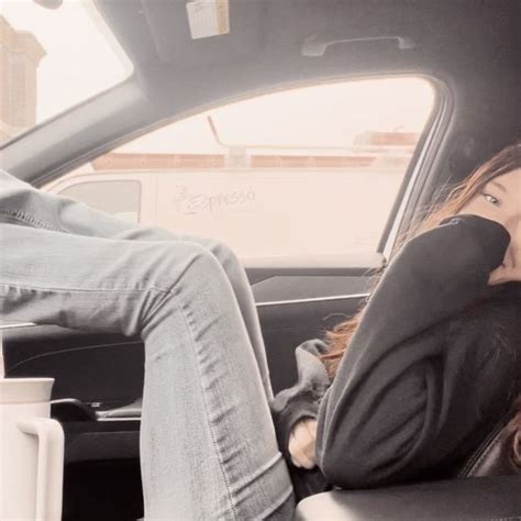 𝒞𝒶𝓇𝓁𝓎 Carlywarlyy On Threads 𝒞𝒶𝓇𝓁𝓎 Carlywarlyy On Threads