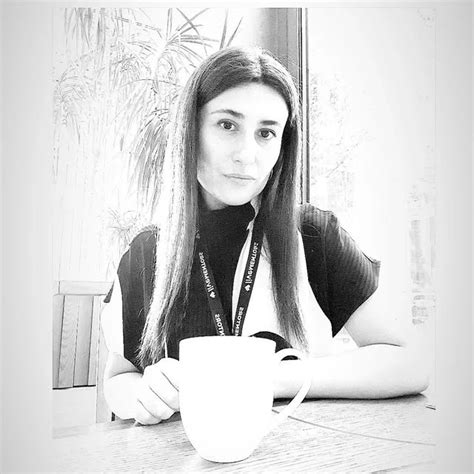 Stomatoloq Dr Nermina • Threads Say More