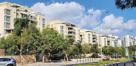 העלאות הריבית ומחנק האשראי שולחים את יזמי הנדלן לאגח גלובס