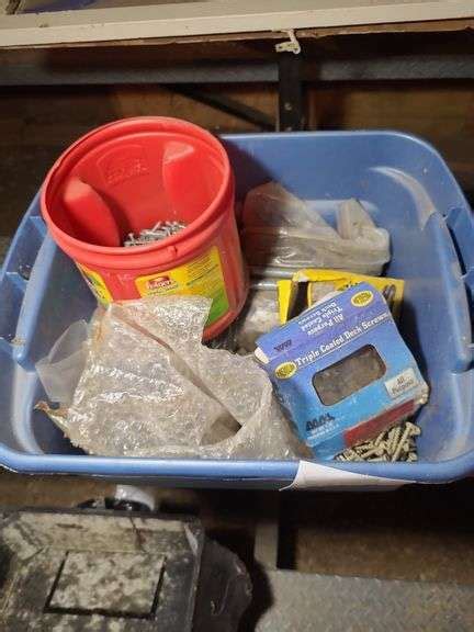 Misc Screws Freedom Auctions Llc