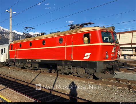 Sgp Öbb Class 1144 1144 040 Operated By Österreichische Bundesbahnen