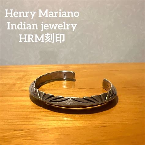 Henry Mariano インディアンジュエリー Hrm ナバホ族 バングル メルカリ