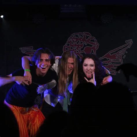 Aze N̈ Hu Loudout KaŠtan