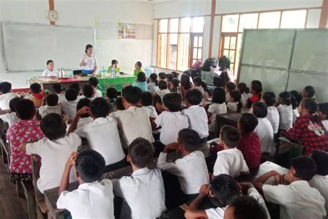 ဖြူးမြို့နယ်၊ ဖြူးမြို့ မ ၁ အခြေခံပညာမူလတန်းလွန်ကျောင်းရှိ ကျောင်းသား