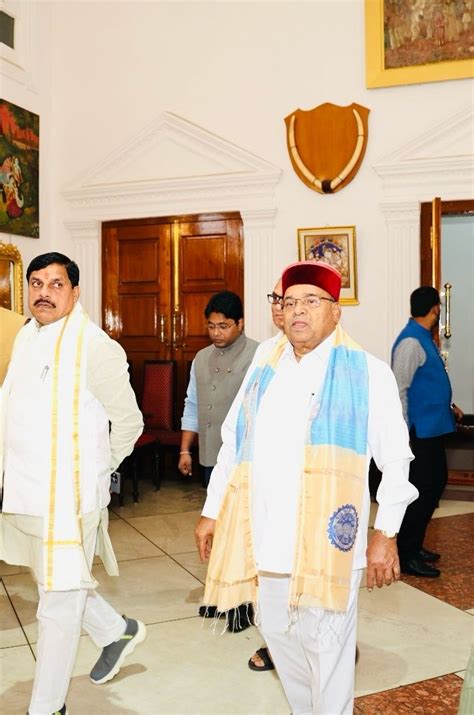 Adarsh Paswan On Linkedin With My Boss My Ideal Honble Governor And Respected Chief Minister Of