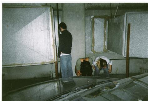 Guys Pissing