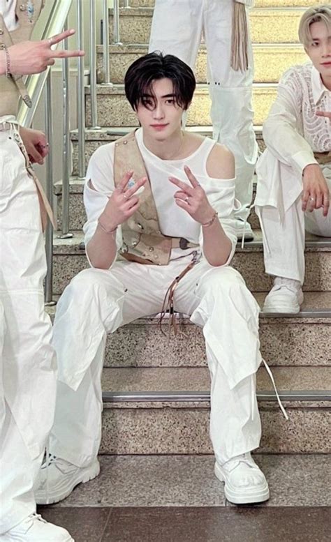 Pin On Sunghoon Enhypen