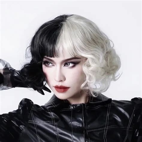 Cruella De Vil Wig Cruella Women S Fashion Black And White Short Hair