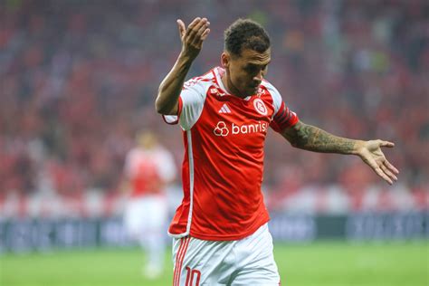 Inter Se Manifesta Sobre Lesão De Alan Patrick E Divulga Relacionados Para Pegar O Vitória