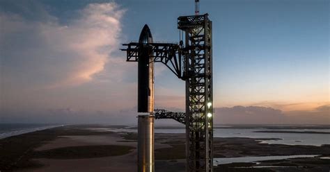 Spacex Shares Gleaming Glamour Shots Of Starship On Orbital Launchpad