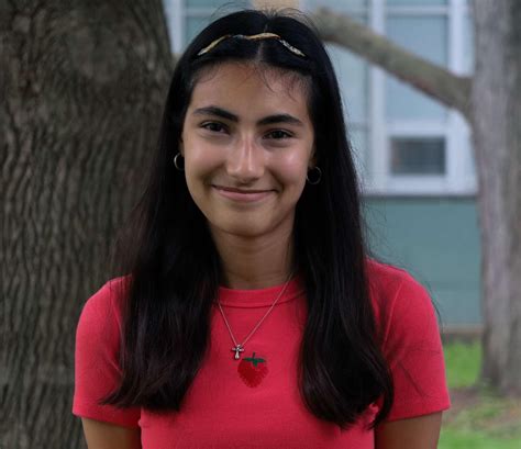 Mia Rao The Roundup