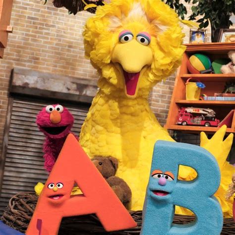 Elmo On Instagram Today Is Big Birds Birthday And Elmo And Big Bird