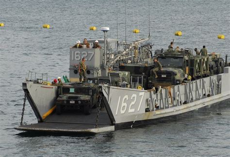 Pin By Robert Chase On Landing Craft Landing Craft Royal Australian