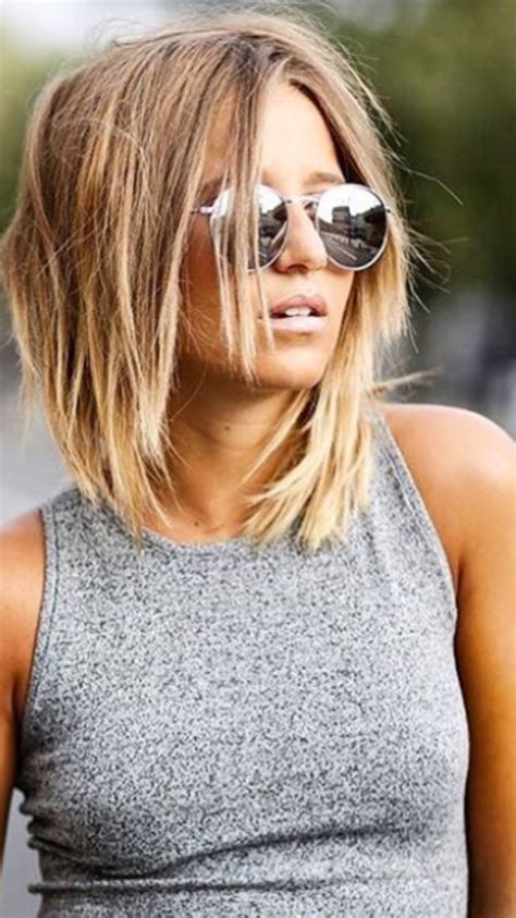 Pin By Jordana Campbell On Hair And Beauty Medium Hair Cuts Neck