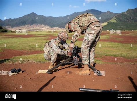 Soldiers Of The 25th Division Sustainment Brigade 25th Infantry