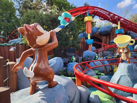 Guide Chip ‘n Dales Gadgetcoaster Debuts At Mickeys Toontown With